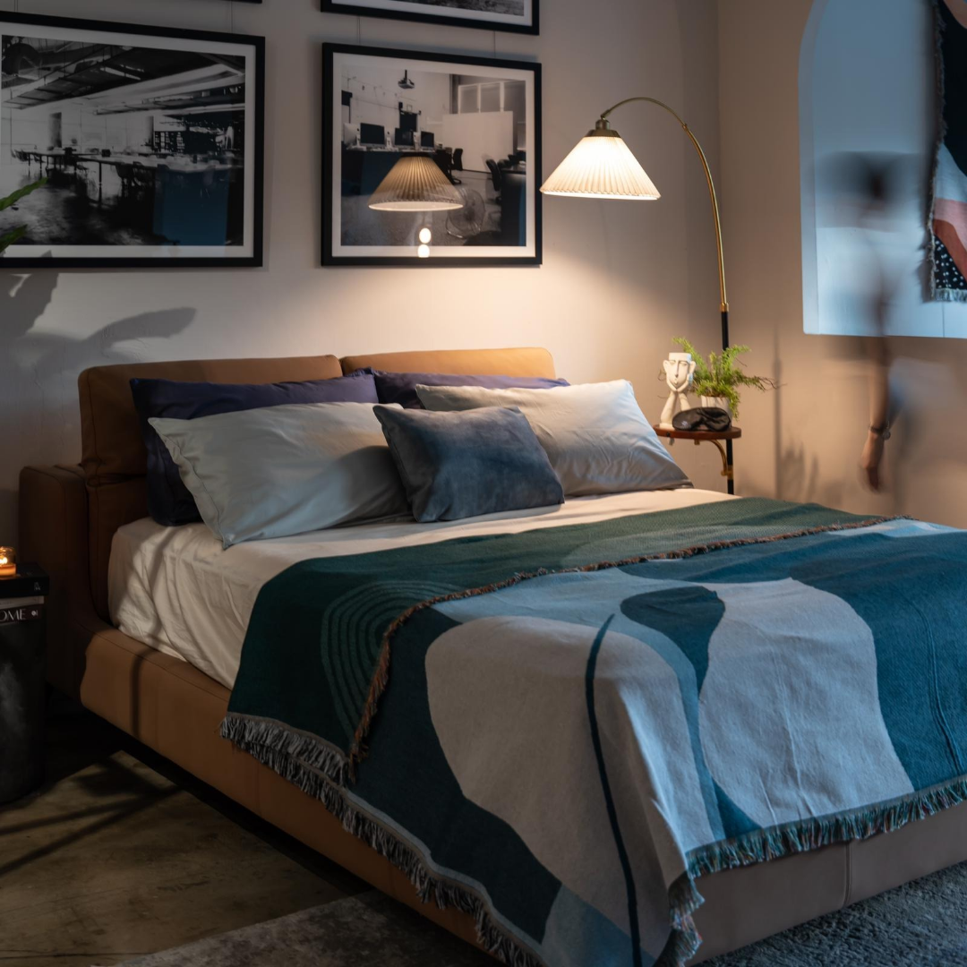 Cleo Bed - Leather – J. edition